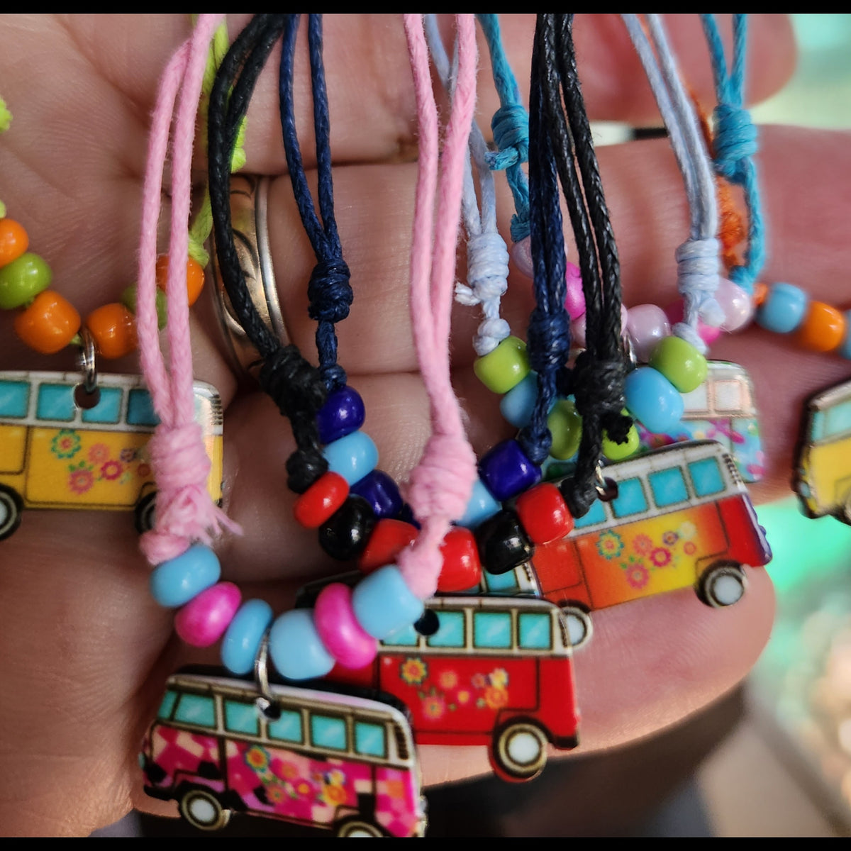 Combi NL – Iguana Beachwear Gifts & Home Decor