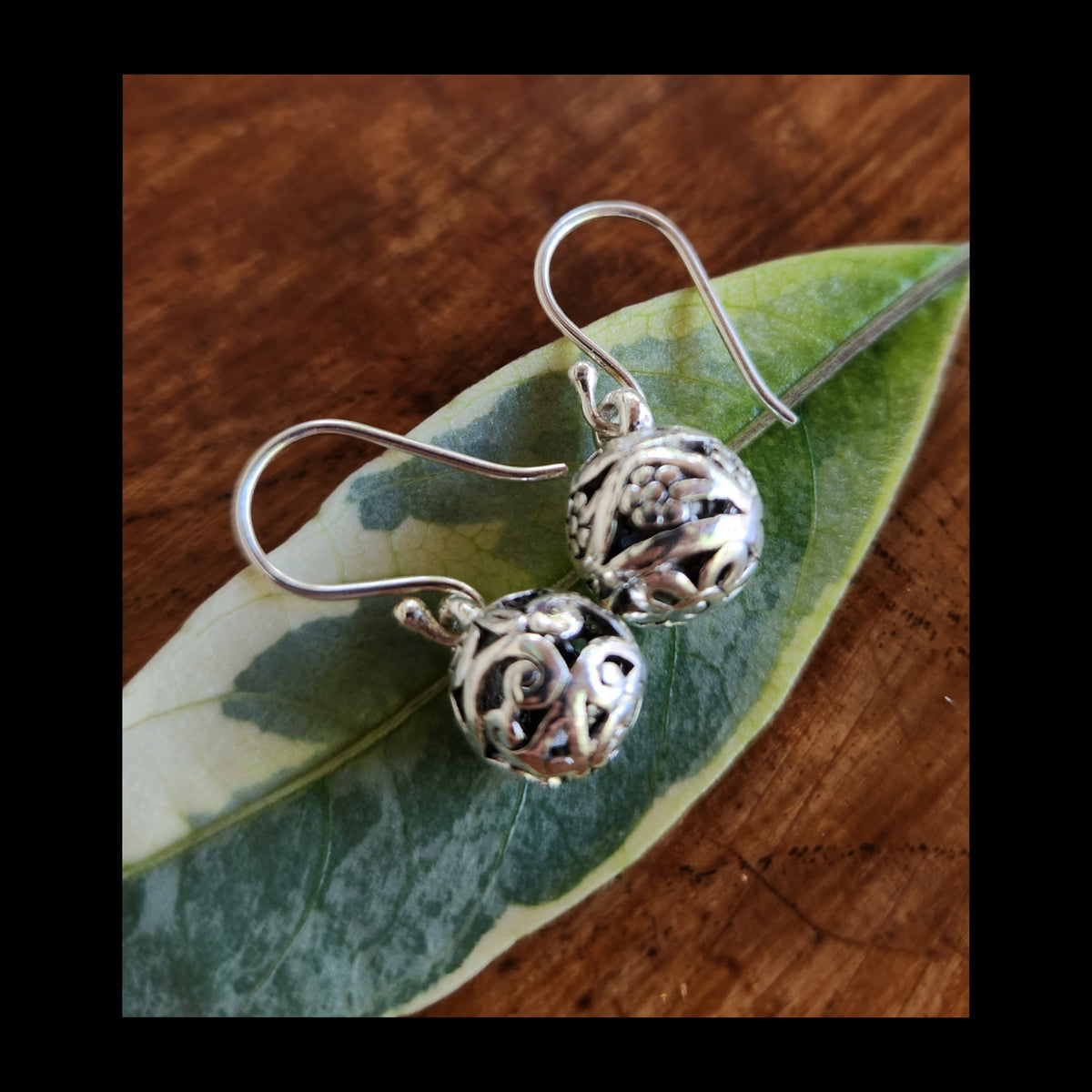 Bali Balls 5/5 ER – Iguana Beachwear Gifts & Home Decor